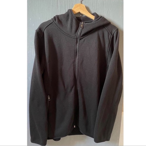 Andrew Marc | Tops | Andrew Marc Black Zipup Hoodie | Poshmark